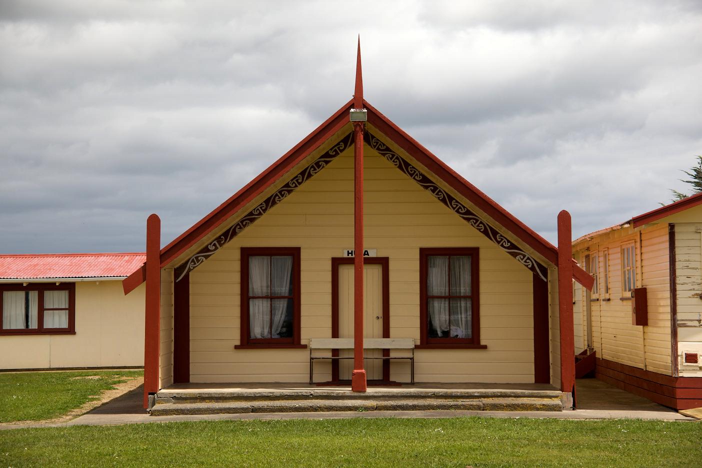 Huia » Marae » Māori Maps