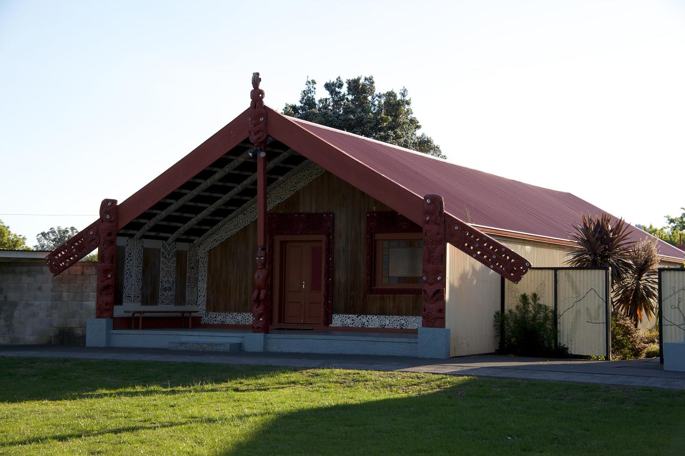 Manutuke » Marae » Māori Maps