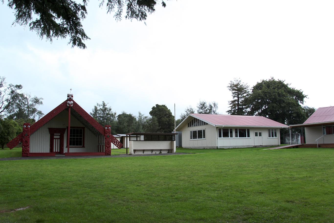 Makahae (Te Kahika) » Marae » Māori Maps